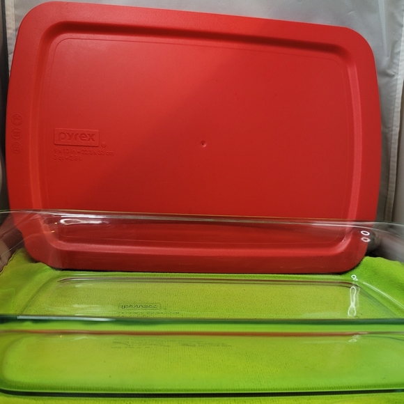Pyrex | Kitchen | Pyrex Clear 3x9x2 Three Quart Casserole Dish With ...